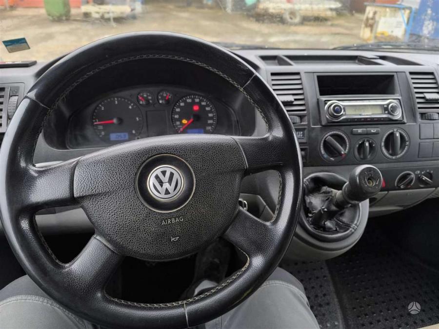 Blue Volkswagen Transporter 2008 in Kaunas, with an engine capacity of 0.00 L and mileage of 364 thousand km for 2300 €, photo 8 on AUTOMOTO.COM.LV