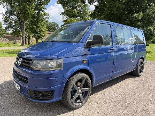 Zils Volkswagen Transporter 2008 Viļņa, ar dzinēja tilpumu 2.50 L un nobraukumu 380 tūkst. km par 6999 €, foto 4 vietnē AUTOMOTO.COM.LV