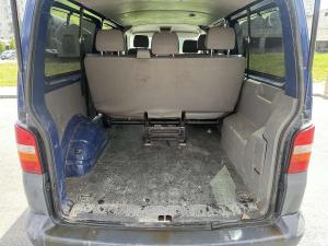 Blue Volkswagen Transporter 2008 in Kaunas, with an engine capacity of 2.50 L and mileage of 336 thousand km for 3850 €, photo 3 on AUTOMOTO.COM.LV