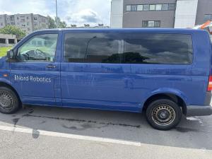 Blue Volkswagen Transporter 2008 in Kaunas, with an engine capacity of 2.50 L and mileage of 336 thousand km for 3850 €, photo 5 on AUTOMOTO.COM.LV