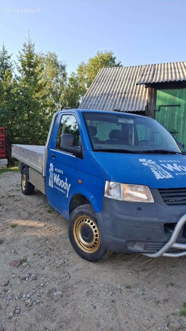 Blue Volkswagen Transporter 2009 in Varena, with an engine capacity of 2.50 L and mileage of 291 thousand km for 4000 €, photo 2 on AUTOMOTO.COM.LV