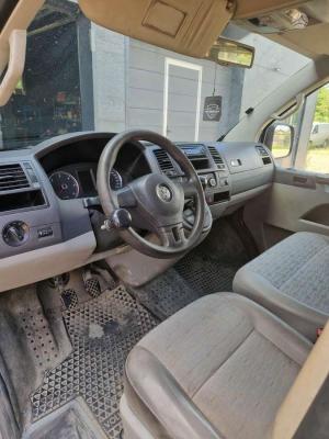 Blue Volkswagen Transporter 2010 in Vilnius, with an engine capacity of 2.00 L and mileage of 258 thousand km for 4650 €, photo 10 on AUTOMOTO.COM.LV