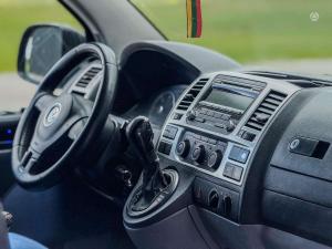 Zils Volkswagen Transporter 2011 Šauļi, ar dzinēja tilpumu 2.00 L un nobraukumu 282 tūkst. km par 8599 €, foto 23 vietnē AUTOMOTO.COM.LV