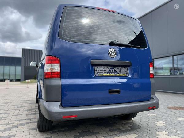 Blue Volkswagen Transporter 2011 in Siauliai, with an engine capacity of 1.97 L and mileage of 277 thousand km for 8200 €, photo 9 on AUTOMOTO.COM.LV
