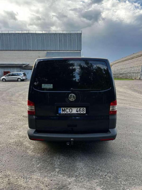 Blue Volkswagen Transporter 2012 in Kupiskis, with an engine capacity of 1.97 L and mileage of 795 thousand km for 7300 €, photo 4 on AUTOMOTO.COM.LV