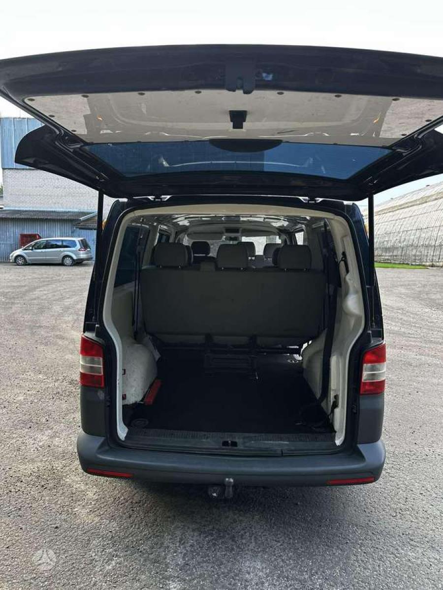 Blue Volkswagen Transporter 2012 in Kupiskis, with an engine capacity of 1.97 L and mileage of 795 thousand km for 7300 €, photo 12 on AUTOMOTO.COM.LV