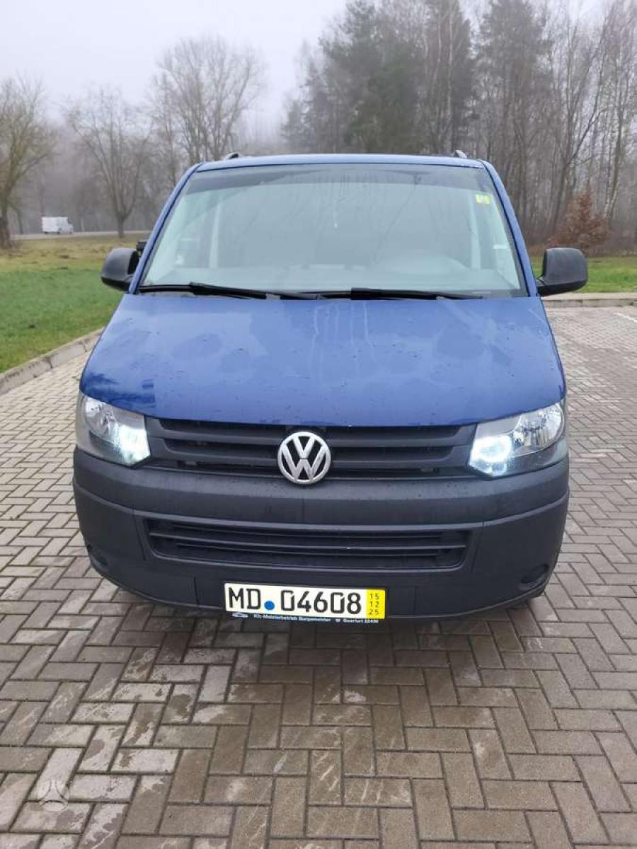 Blue Volkswagen Transporter 2014 in Radviliskis, with an engine capacity of 1.99 L and mileage of 325 thousand km for 10999 €, photo 5 on AUTOMOTO.COM.LV