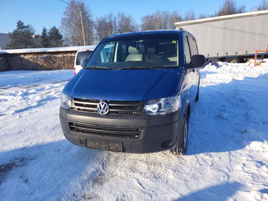 Zils Volkswagen Transporter 2014 Radviliškis, ar dzinēja tilpumu 1.97 L un nobraukumu 325 tūkst. km par 10999 €, foto 2 vietnē AUTOMOTO.COM.LV