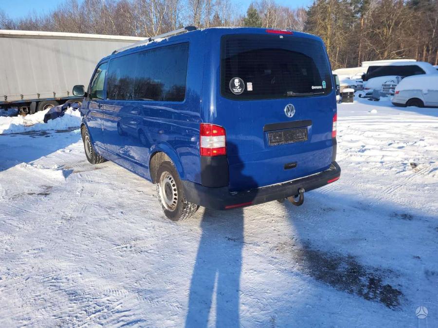 Zils Volkswagen Transporter 2014 Radviliškis, ar dzinēja tilpumu 1.97 L un nobraukumu 325 tūkst. km par 10999 €, foto 4 vietnē AUTOMOTO.COM.LV