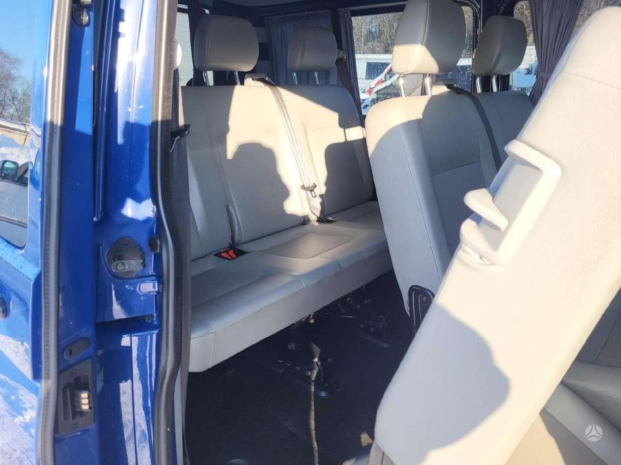 Zils Volkswagen Transporter 2014 Radviliškis, ar dzinēja tilpumu 1.97 L un nobraukumu 325 tūkst. km par 10999 €, foto 7 vietnē AUTOMOTO.COM.LV
