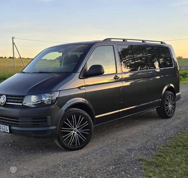 Blue Volkswagen Transporter 2016 in Vilnius, with an engine capacity of 1.97 L and mileage of 246 thousand km for 17500 €, photo 3 on AUTOMOTO.COM.LV