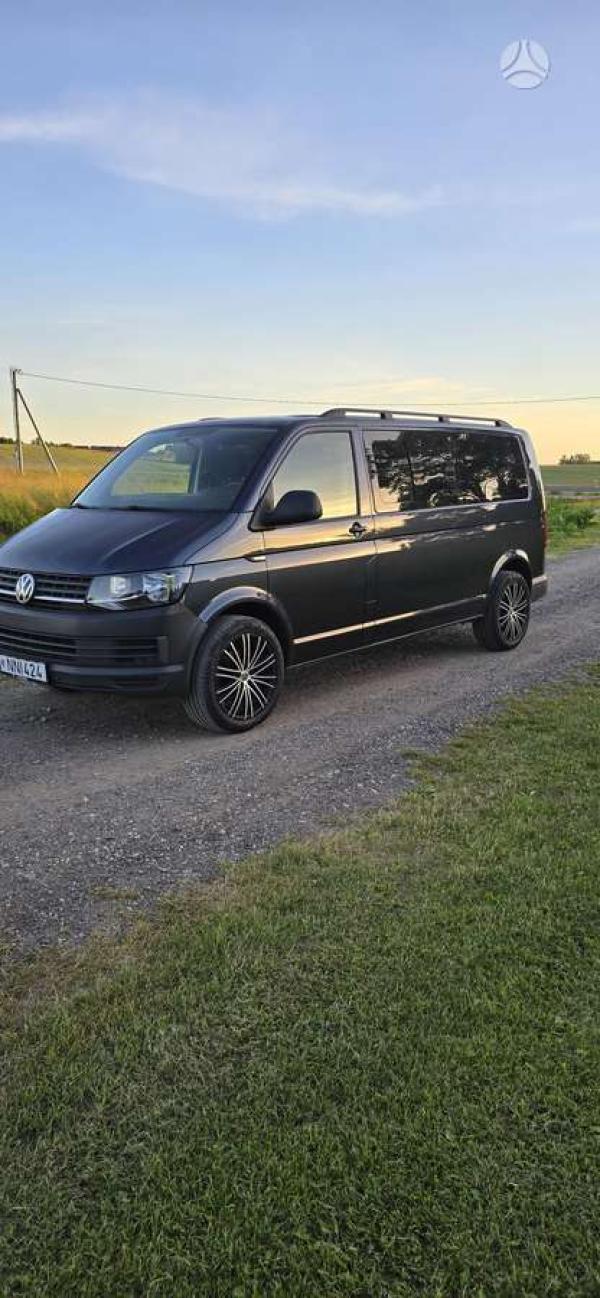Blue Volkswagen Transporter 2016 in Vilnius, with an engine capacity of 1.97 L and mileage of 246 thousand km for 17500 €, photo 8 on AUTOMOTO.COM.LV