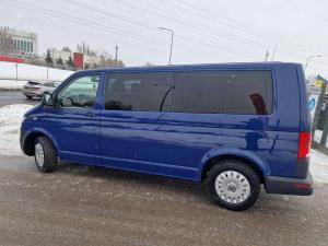 Blue Volkswagen Transporter 2020 in Kaunas, with an engine capacity of 1.97 L and mileage of 185 thousand km for 19490 €, photo 5 on AUTOMOTO.COM.LV