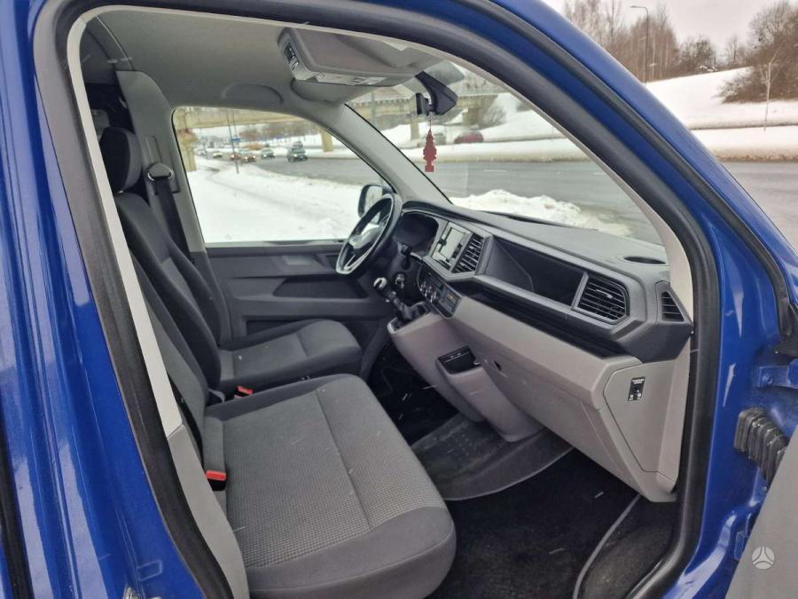 Blue Volkswagen Transporter 2020 in Kaunas, with an engine capacity of 1.97 L and mileage of 185 thousand km for 19490 €, photo 21 on AUTOMOTO.COM.LV