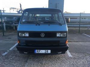 Blue Volkswagen Transporter 1990 in Riga, with an engine capacity of 1.90 L and mileage of 371 thousand km for 6700 €, photo  on AUTOMOTO.COM.LV