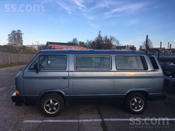 Zils Volkswagen Transporter 1990 Rīga, ar dzinēja tilpumu 1.90 L un nobraukumu 371 tūkst. km par 6700 €, foto 2 vietnē AUTOMOTO.COM.LV