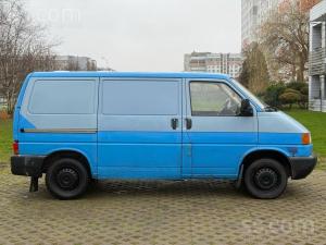 Blue Volkswagen Transporter 1997 in Riga, with an engine capacity of 2.40 L and mileage of 345 thousand km for 990 €, photo 6 on AUTOMOTO.COM.LV