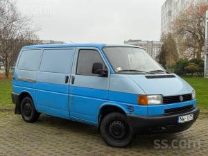 Blue Volkswagen Transporter 1997 in Riga, with an engine capacity of 2.40 L and mileage of 345 thousand km for 990 €, photo 7 on AUTOMOTO.COM.LV