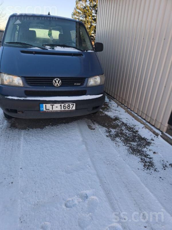 Zils Volkswagen Transporter 1998 Ventspils, ar dzinēja tilpumu 2.50 L un nobraukumu 324 tūkst. km par 2200 €, foto 3 vietnē AUTOMOTO.COM.LV