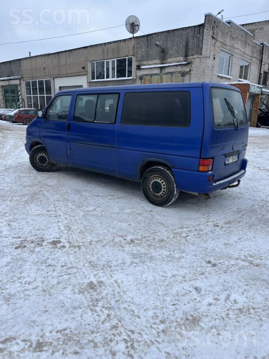 Zils Volkswagen Transporter 1999 Rīga, ar dzinēja tilpumu 2.50 L un nobraukumu 0 tūkst. km par 1500 €, foto 4 vietnē AUTOMOTO.COM.LV