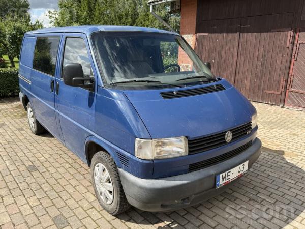 Blue Volkswagen Transporter 1999 in Dobele, with an engine capacity of 2.50 L and mileage of 530 thousand km for 2350 €, photo 1 on AUTOMOTO.COM.LV