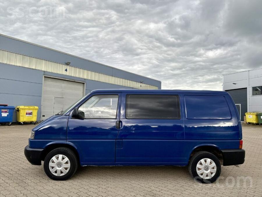 Zils Volkswagen Transporter 1999 Rīga, ar dzinēja tilpumu 2.50 L un nobraukumu 0 tūkst. km par 3500 €, foto 4 vietnē AUTOMOTO.COM.LV