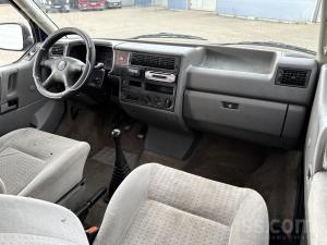 Zils Volkswagen Transporter 1999 Rīga, ar dzinēja tilpumu 2.50 L un nobraukumu 0 tūkst. km par 3500 €, foto 15 vietnē AUTOMOTO.COM.LV