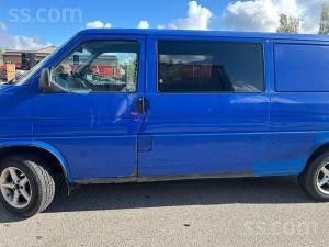 Zils Volkswagen Transporter 1999 Kuldīga, ar dzinēja tilpumu 2.50 L un nobraukumu 423 tūkst. km par 2550 €, foto 5 vietnē AUTOMOTO.COM.LV