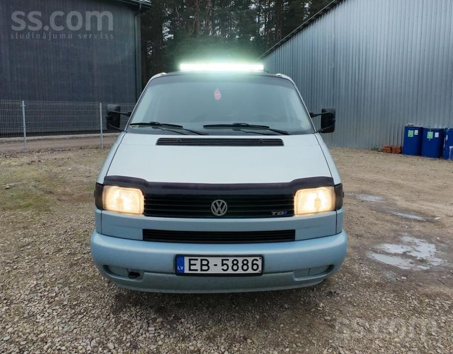 Zils Volkswagen Transporter 2000 Valmiera, ar dzinēja tilpumu 2.50 L un nobraukumu 402 tūkst. km par 4500 €, foto 9 vietnē AUTOMOTO.COM.LV