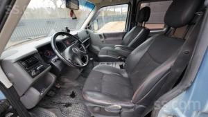 Zils Volkswagen Transporter 2000 Valmiera, ar dzinēja tilpumu 2.50 L un nobraukumu 402 tūkst. km par 4500 €, foto 10 vietnē AUTOMOTO.COM.LV