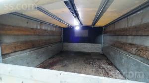 Zils Volkswagen Transporter 2000 Valmiera, ar dzinēja tilpumu 2.50 L un nobraukumu 402 tūkst. km par 4500 €, foto 19 vietnē AUTOMOTO.COM.LV