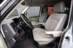 Zils Volkswagen Transporter 2002 Jelgava, ar dzinēja tilpumu 2.50 L un nobraukumu 0 tūkst. km par 7999 €, foto 7 vietnē AUTOMOTO.COM.LV