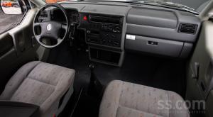 Zils Volkswagen Transporter 2002 Jelgava, ar dzinēja tilpumu 2.50 L un nobraukumu 0 tūkst. km par 7999 €, foto 18 vietnē AUTOMOTO.COM.LV