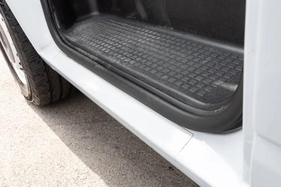 Zils Volkswagen Transporter 2002 Jelgava, ar dzinēja tilpumu 2.50 L un nobraukumu 79 tūkst. km par 7999 €, foto 27 vietnē AUTOMOTO.COM.LV