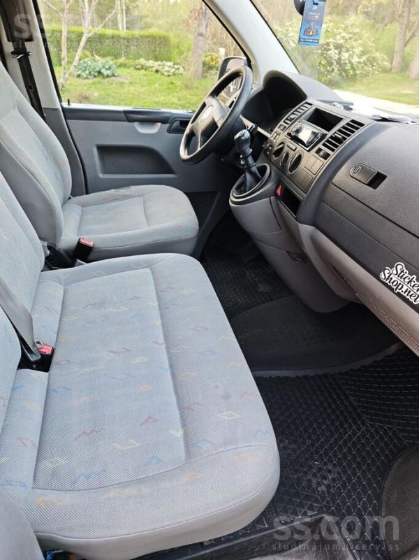 Zils Volkswagen Transporter 2004 Jēkabpils, ar dzinēja tilpumu 1.90 L un nobraukumu 340 tūkst. km par 1950 €, foto 6 vietnē AUTOMOTO.COM.LV