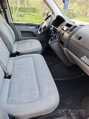 Zils Volkswagen Transporter 2004 Jēkabpils, ar dzinēja tilpumu 1.90 L un nobraukumu 340 tūkst. km par 1950 €, foto 7 vietnē AUTOMOTO.COM.LV