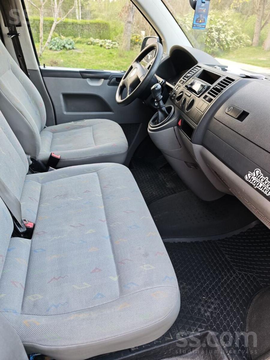 Zils Volkswagen Transporter 2004 Jēkabpils, ar dzinēja tilpumu 1.90 L un nobraukumu 340 tūkst. km par 1950 €, foto 7 vietnē AUTOMOTO.COM.LV