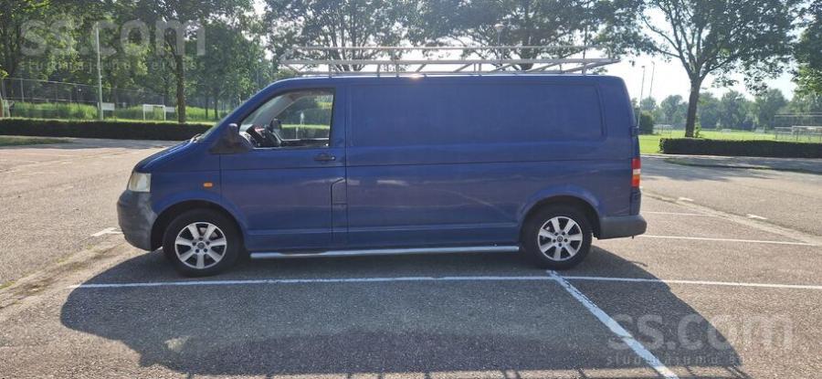 Zils Volkswagen Transporter 2005 Valmiera, ar dzinēja tilpumu 1.90 L un nobraukumu 313 tūkst. km par 3500 €, foto 3 vietnē AUTOMOTO.COM.LV