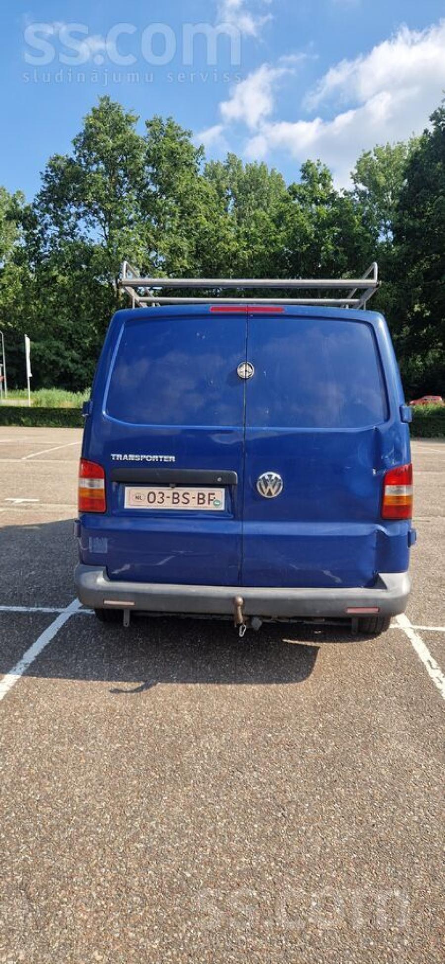 Zils Volkswagen Transporter 2005 Valmiera, ar dzinēja tilpumu 1.90 L un nobraukumu 313 tūkst. km par 3500 €, foto 4 vietnē AUTOMOTO.COM.LV