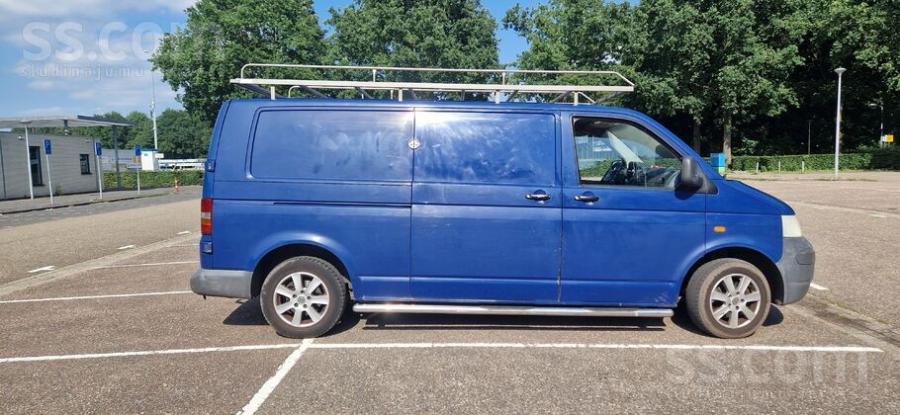 Zils Volkswagen Transporter 2005 Valmiera, ar dzinēja tilpumu 1.90 L un nobraukumu 313 tūkst. km par 3500 €, foto 5 vietnē AUTOMOTO.COM.LV