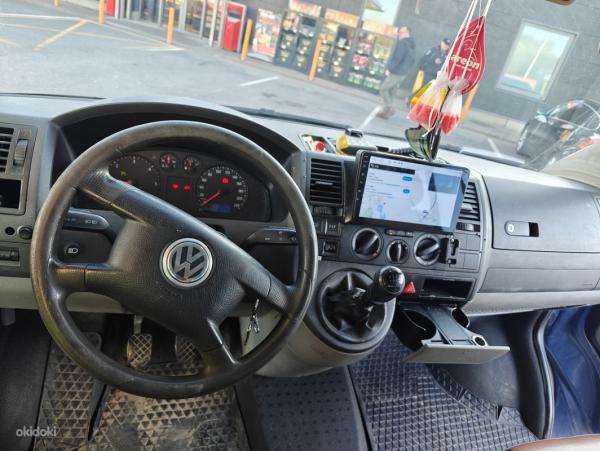 Blue Volkswagen Transporter 2005 in Jogeva, with an engine capacity of 2.50 L and mileage of 429 thousand km for 6800 €, photo 9 on AUTOMOTO.COM.LV
