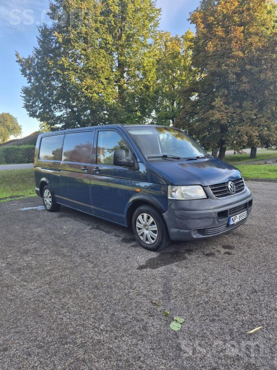 Blue Volkswagen Transporter 2005 in Ogre, with an engine capacity of 2.50 L and mileage of 419 thousand km for 2950 €, photo 1 on AUTOMOTO.COM.LV
