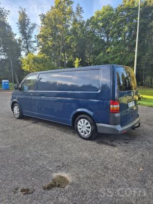 Blue Volkswagen Transporter 2005 in Ogre, with an engine capacity of 2.50 L and mileage of 419 thousand km for 2950 €, photo 4 on AUTOMOTO.COM.LV