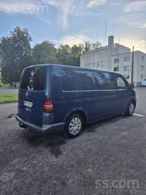 Blue Volkswagen Transporter 2005 in Ogre, with an engine capacity of 2.50 L and mileage of 419 thousand km for 2950 €, photo 5 on AUTOMOTO.COM.LV