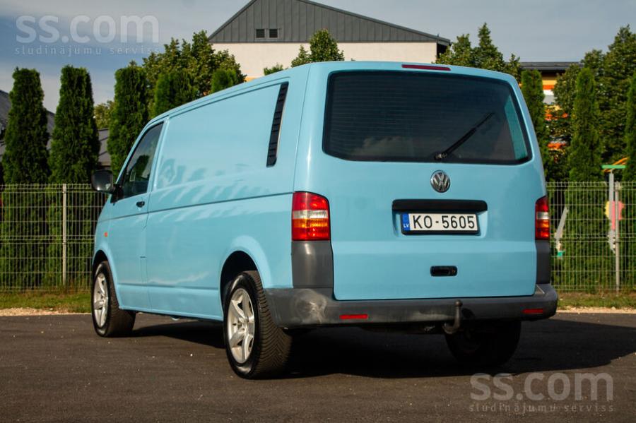 Zils Volkswagen Transporter 2006 Jelgava, ar dzinēja tilpumu 2.50 L un nobraukumu 337 tūkst. km par 3750 €, foto 5 vietnē AUTOMOTO.COM.LV