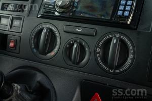 Zils Volkswagen Transporter 2006 Jelgava, ar dzinēja tilpumu 2.50 L un nobraukumu 337 tūkst. km par 3750 €, foto 10 vietnē AUTOMOTO.COM.LV