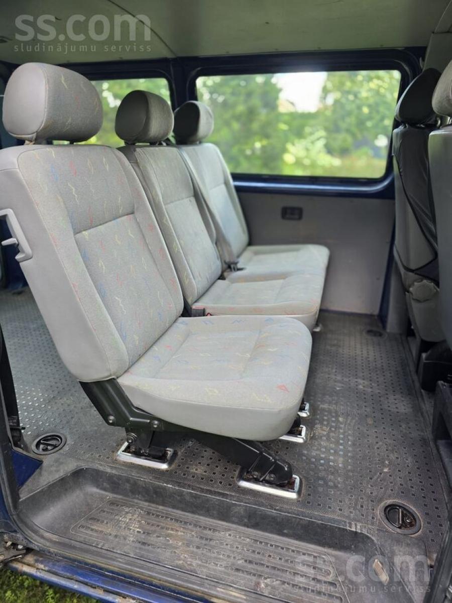 Zils Volkswagen Transporter 2006 Preiļi, ar dzinēja tilpumu 1.90 L un nobraukumu 512 tūkst. km par 3000 €, foto 3 vietnē AUTOMOTO.COM.LV