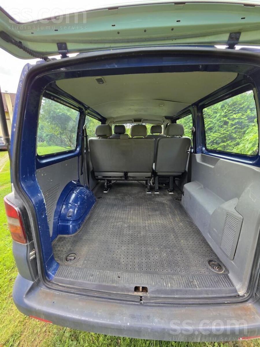Zils Volkswagen Transporter 2006 Preiļi, ar dzinēja tilpumu 1.90 L un nobraukumu 512 tūkst. km par 3000 €, foto 4 vietnē AUTOMOTO.COM.LV