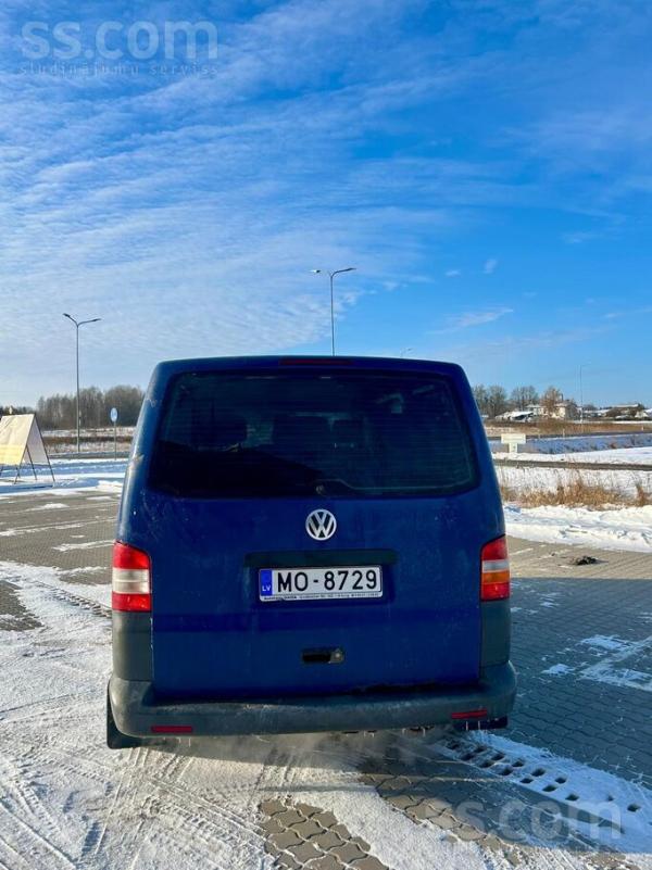 Zils Volkswagen Transporter 2008 Valmiera, ar dzinēja tilpumu 1.90 L un nobraukumu 408 tūkst. km par 3896 €, foto 6 vietnē AUTOMOTO.COM.LV