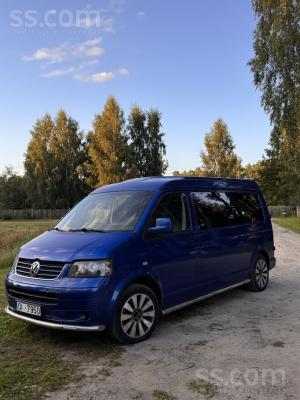 Zils Volkswagen Transporter 2008 Rīga, ar dzinēja tilpumu 2.50 L un nobraukumu 380 tūkst. km par 4950 €, foto  vietnē AUTOMOTO.COM.LV